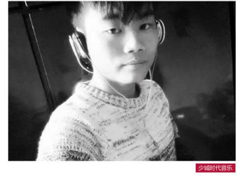 【搜狐独家采访】90后原创音乐人王舟的音乐人生