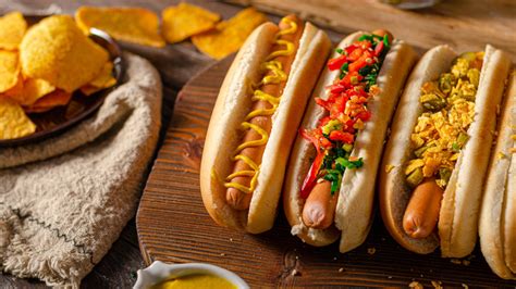 The Disturbing Truth About The Simple Restaurant Menu Trend