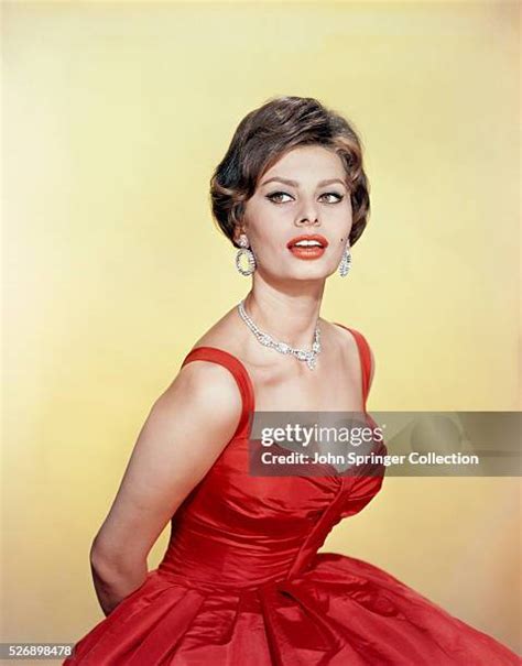 18 085 Sophia Loren Photos And High Res Pictures Getty Images