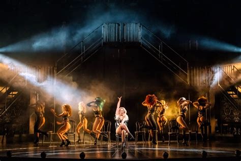 Burlesque The Musical Confirms West End Premiere At The Savoy Theatre In London West End Theatre