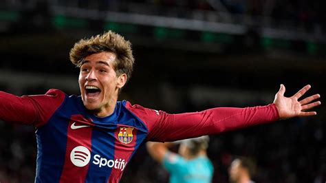 El Fc Barcelona Forjando Un Futuro Brillante Debut De Marc Guiu Con