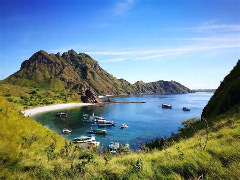 Experience Luxury At Amber Komodo Resort Labuan Island Travel Guide
