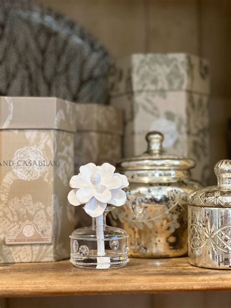 White Porcelain Flower Diffuser Elegant Hostess T