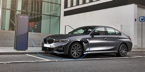 Bmw 3 Series Hybrid Review 2026 Drive Specs And Pricing Carwow