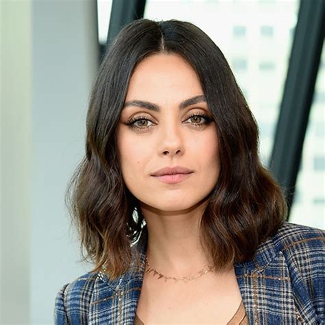 Mila Kunis Height Weight Age Affairs Wiki And Facts Hair Cuts