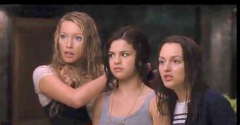 Monte Carlo Trailer Selena Gomez And Leighton Meester In A Foreign