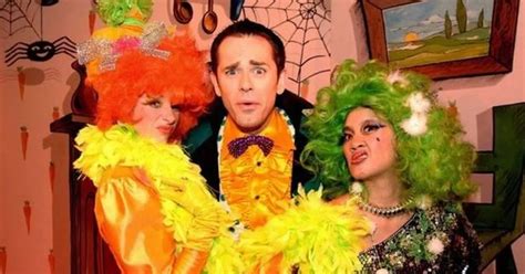 Cbeebies Christmas Pantomime 2017 How To Get Hold Of Free Tickets Berkshire Live