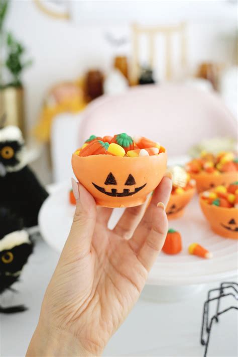 Edible Chocolate Pumpkin Candy Bowl Diy Pumpkin Candy Diy Bowl Candy Bowl
