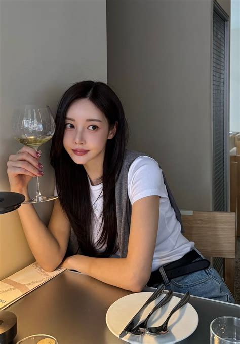 Son Youn Ju