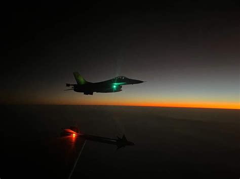Rtaf F 16 [album] R Warplaneporn