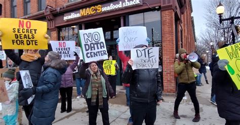Big Crowd Protests Proposed Data Centers In Saline Wemu Fm