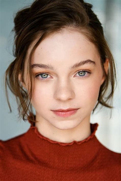 Emma Myers Enid Sinclair From Wednesday 9gag
