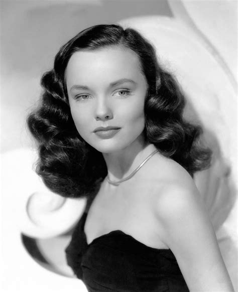 Step Into The World Of Wanda Hendrix A Photographic Journey Through