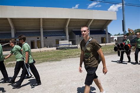 Aaron Preusch And The Oregon Marching Band Beth Skogen Photography
