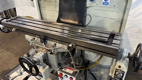 Used Europa Milltech 2000 Vs Turret Milling Machine Rk International