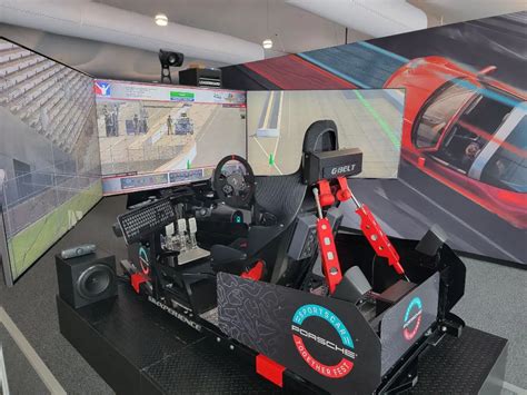 Stage 5 Full Motion Racing Simulator Simxperience® Full Motion Racing