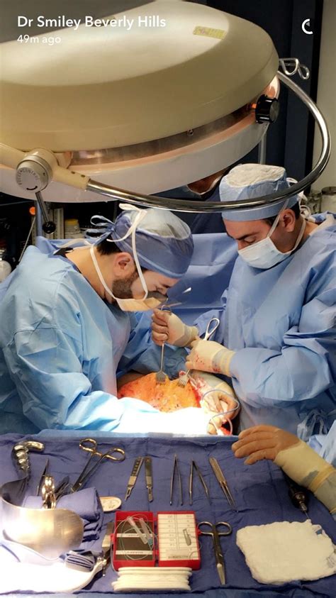 World Renowned Beverly Hills Plastic Surgeon Dr Tarick Smiley Educating Patients Via Snapchat