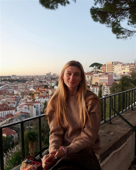 Lydia Giomi Lydiagiomi • Instagram Photos And Videos