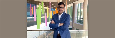 Rupesh Raina Receives Healthcare Leadership Award Neomed