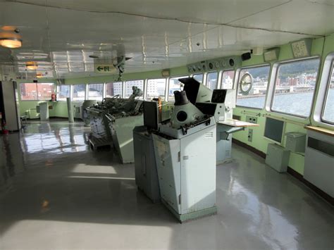 ラジオペンチ 北海道で摩周丸の通信室を見学