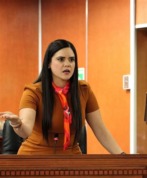 “quiero Vivir En Ese Bc Donde Vive La Gobernadora” Daylín García