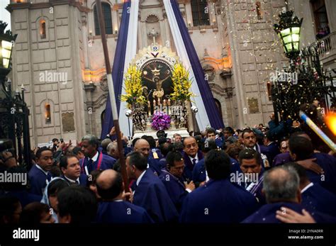 Procession Of The Lord Of Miracles Senor De Los Milagros In Lima