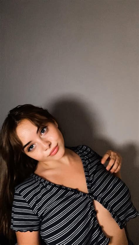 La Neta No Sé Cómo Se Usa Esta Madre Jajaja Pero Hola 👋 Soy Fer Mucho Gusto 👅 Rmexico