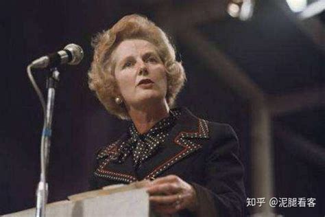 1982年，撒切尔夫人访问中国，为何会谈后在台阶上摔倒？ 知乎