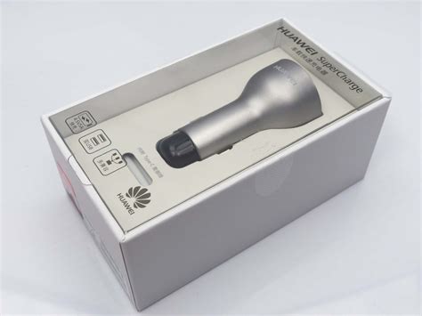 Huawei SuperCharge Car Charger szybkie ładowanie także w samochodzie