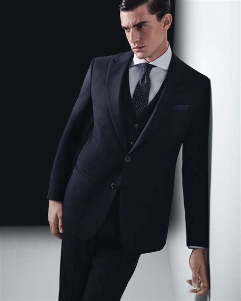 Giorgio Armani Vêtements Et Accessoires De Luxe