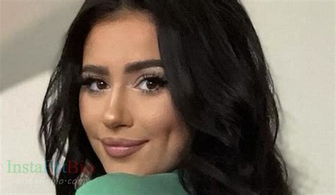 Meg Riley Bio Age Height Wiki Models Biography