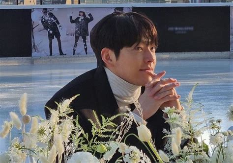 김우빈 왕자님이 따로 없네심쿵 남친짤 리포트컷 Kim Woo Bin Woo Bin Woo