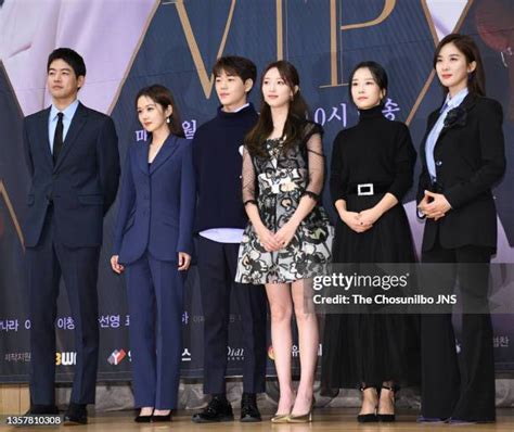 Shin Ha Young Fotografías E Imágenes De Stock Getty Images