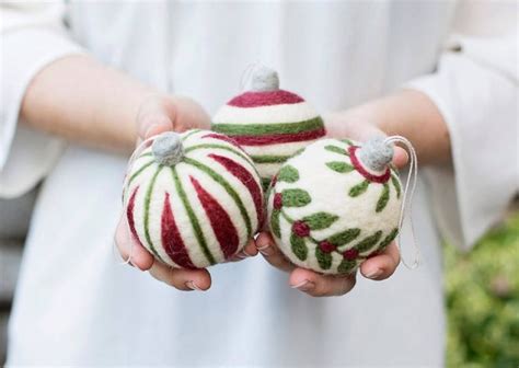 Handmade Ornaments Make For Some Of The Most Heartfelt Christmas Ts