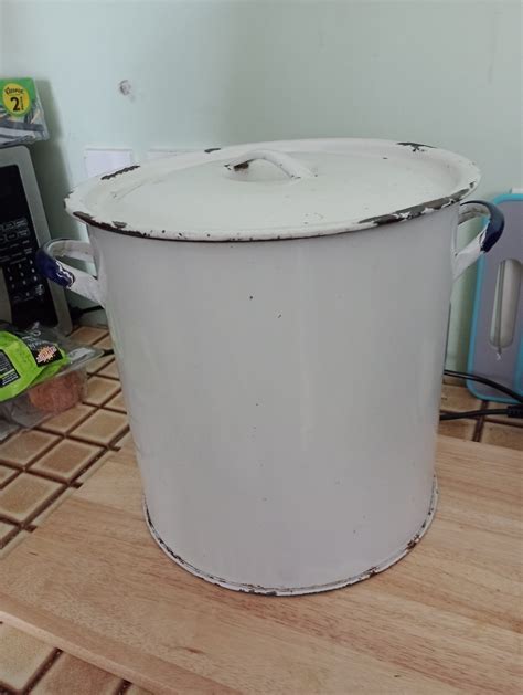 Vintage Enamel Bread Bin Bj Collectables