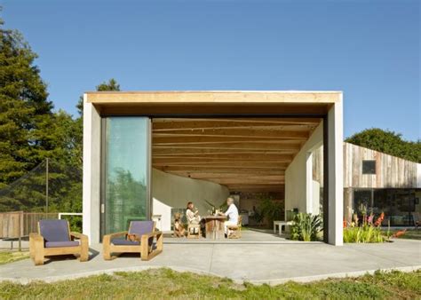 Dining Area Grows From California Artist Studio By Mork Ulnes