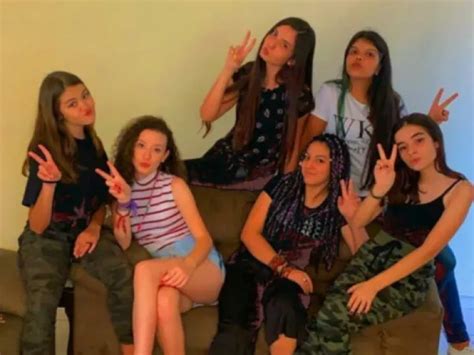 Qual Das Flavetes Vc Sao Bia Camargo Quizur