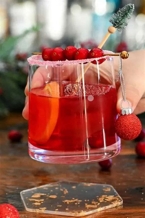 The 10 Best Christmas Whiskey Cocktails The Littlest Crumb