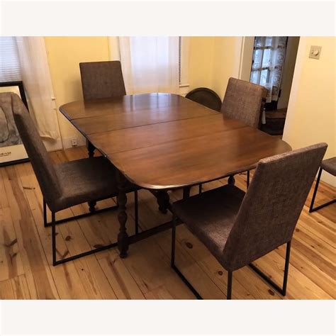 Versatile Dining Table Aptdeco