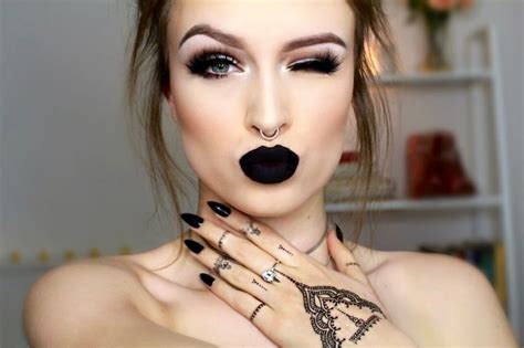 10 Best Black Lipsticks 2026 Reviews And Buying Guide