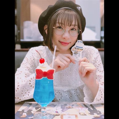 画像に含まれている可能性があるもの 1人 Japanese Culture Modern Western Western Trend