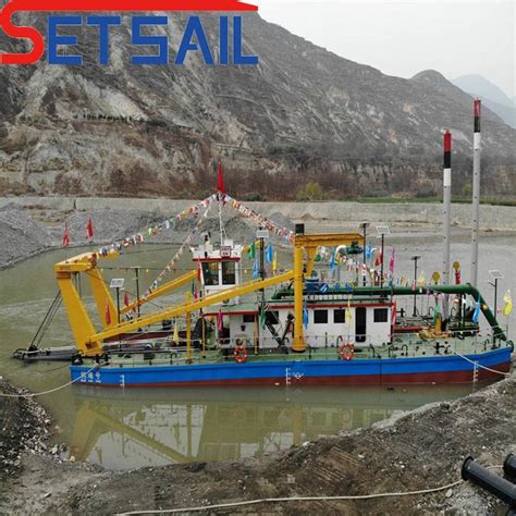 Cutter Suction Dredger Middle Size Cutter Suction Dredger Dredger Product Qingzhou Set Sail