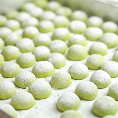 Resep Putri Salju Pandan Dan Chocolate Chip Cookie Topwisata