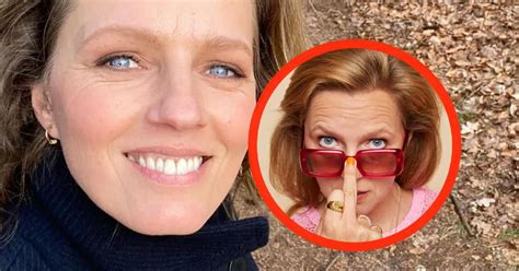 Foto Leonie Ter Braak Gebruikt Tong In Expliciete Fotoshoot