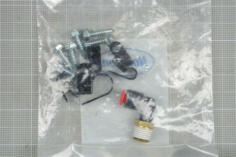Nordson Versa Spray Nozzle Purge Adapter
