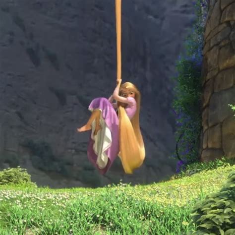 Pin By ♡︎alice🧸🎄 On ℛ𝒶𝓅𝓊𝓃𝓏ℯ𝓁💜☀️ In 2025 Tangled Movie Rapunzel