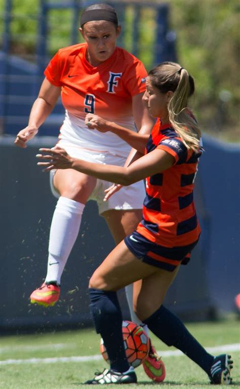 Cal State Fullertons Womens Soccer Team Suits Up For 2017 Season