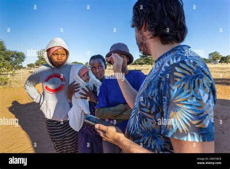 Africa Ngo Charity Volunteer Humanitarian Aid Educating The Teenage