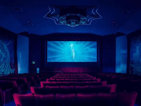 [100 ] Cinema Wallpapers