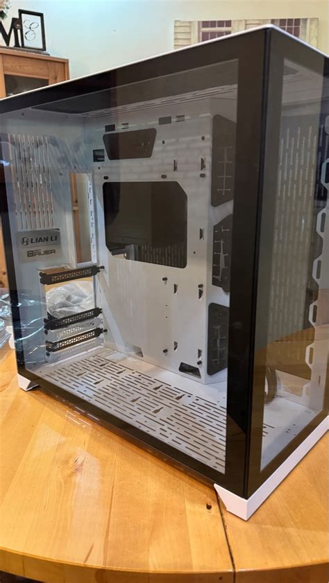 Lianli O11 Casing Computers And Tech Desktops On Carousell